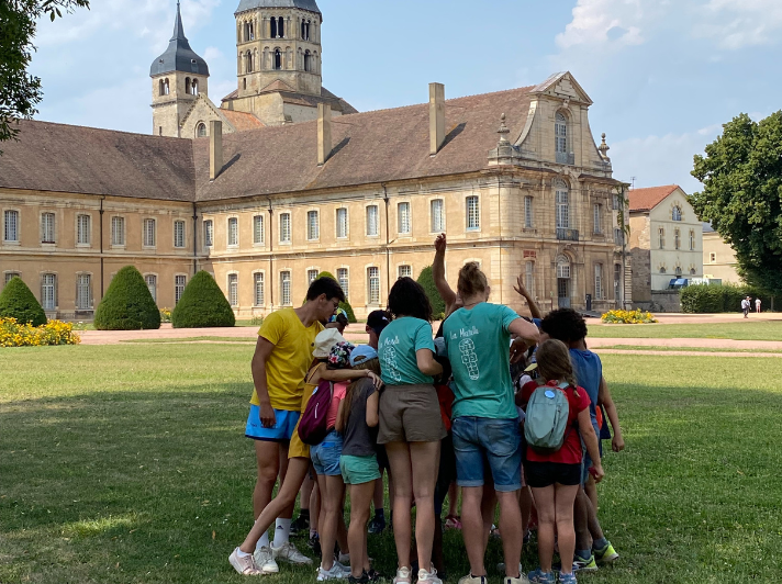 Groupes du champ social